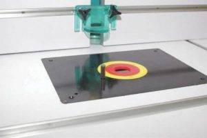 Choosing a router table - Canadian Woodworking