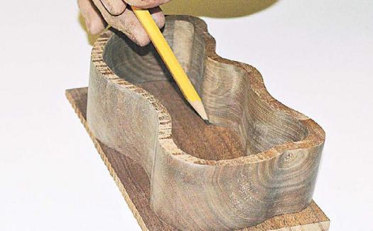 Freeform bandsawn box - Canadian Woodworking