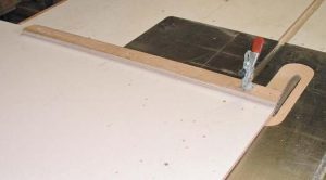 Cross cut panel sled - Canadian Woodworking