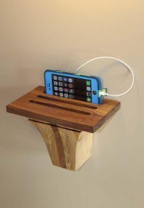 Phone charging station | Canadian Woodworking