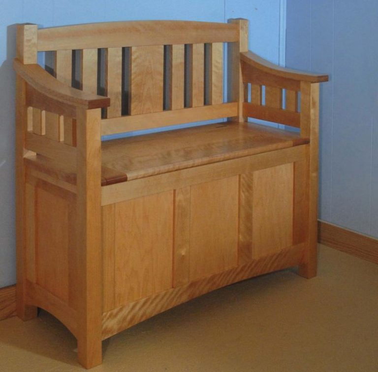 Build a deacon’s bench - Canadian Woodworking