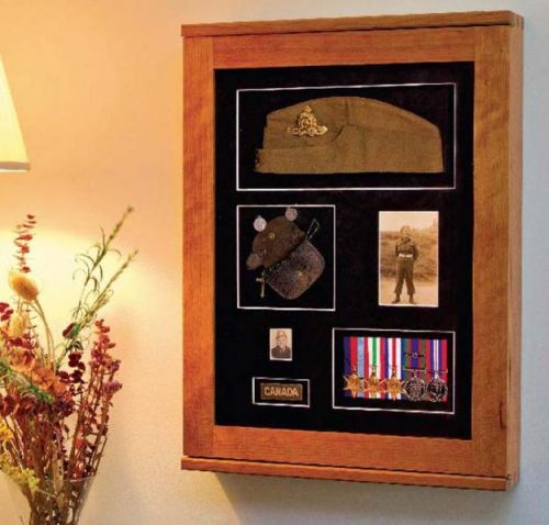 Display Case - Canadian Woodworking