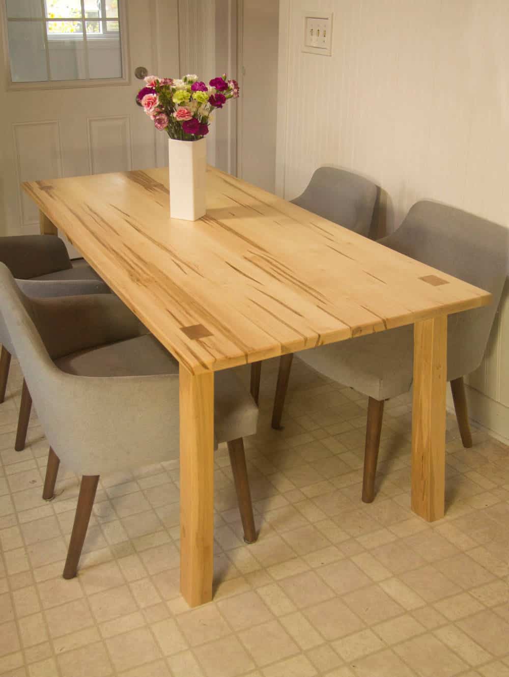 Build a KITCHEN TABLE | Canadian Woodworking