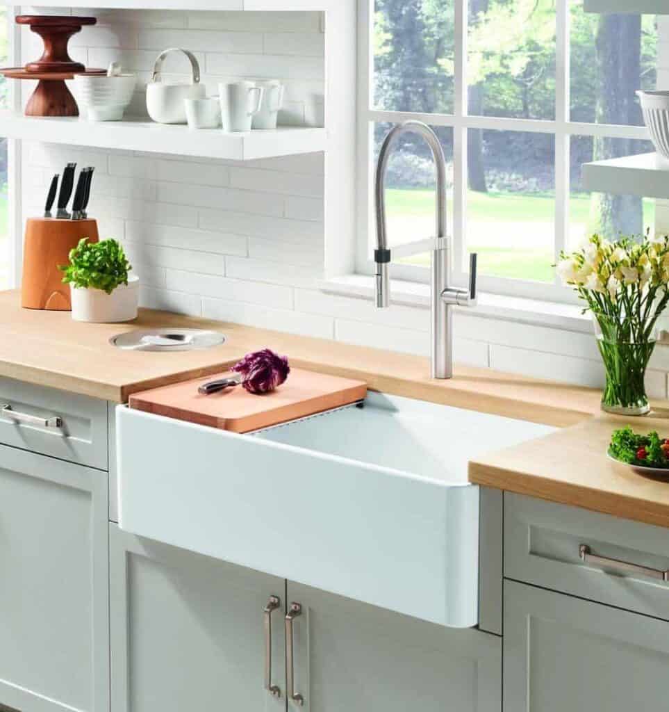 HomeInOn – How to choose a kitchen sink that shines - Canadian Woodworking