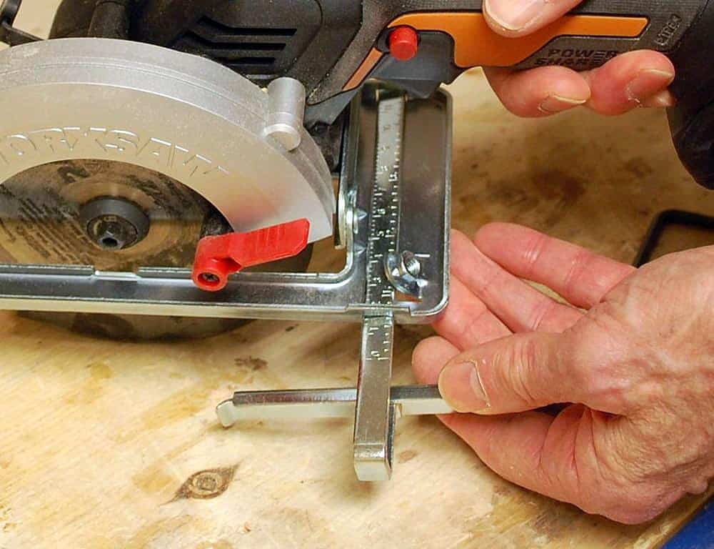 Worxsaw cordless compact circular saw - Canadian Woodworking