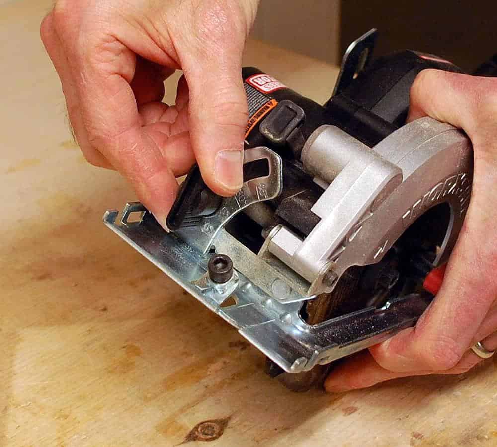 Worxsaw cordless compact circular saw - Canadian Woodworking