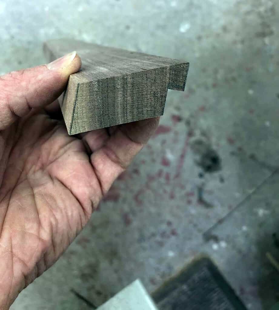 Build an angled picture frame | Canadian Woodworking