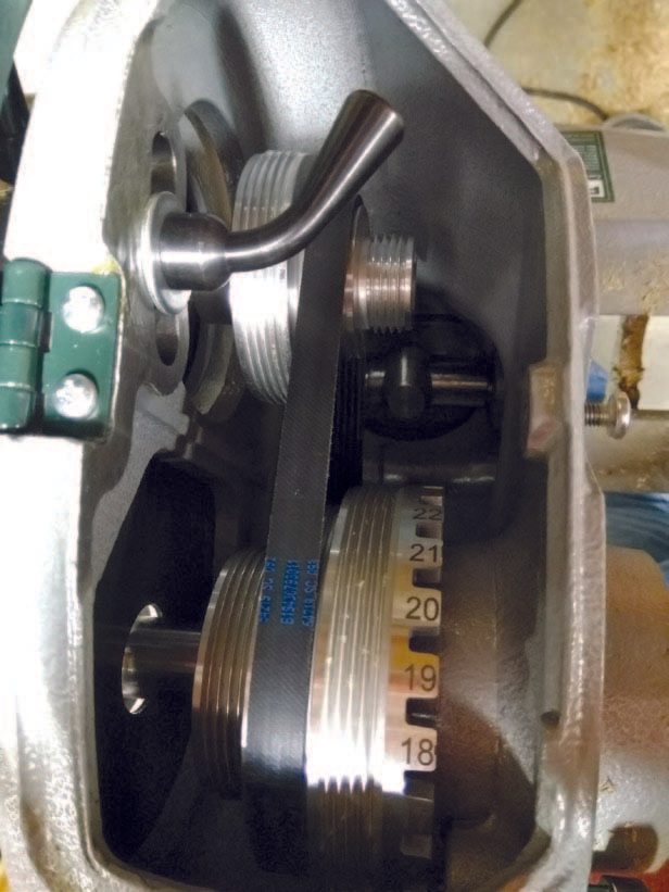 Record Power Coronet Herald Lathe - Canadian Woodworking