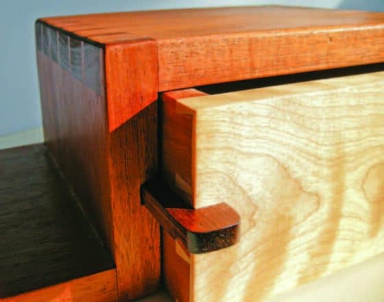 Floating Shelf - Canadian Woodworking