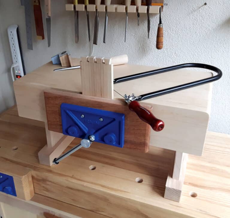 - Canadian Woodworking