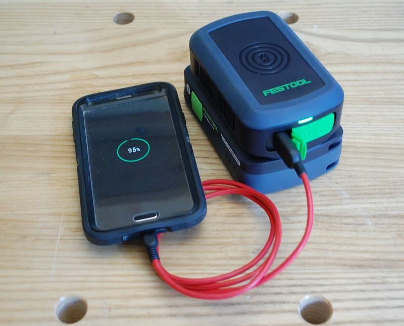 Festool mobile phone charger - Canadian Woodworking