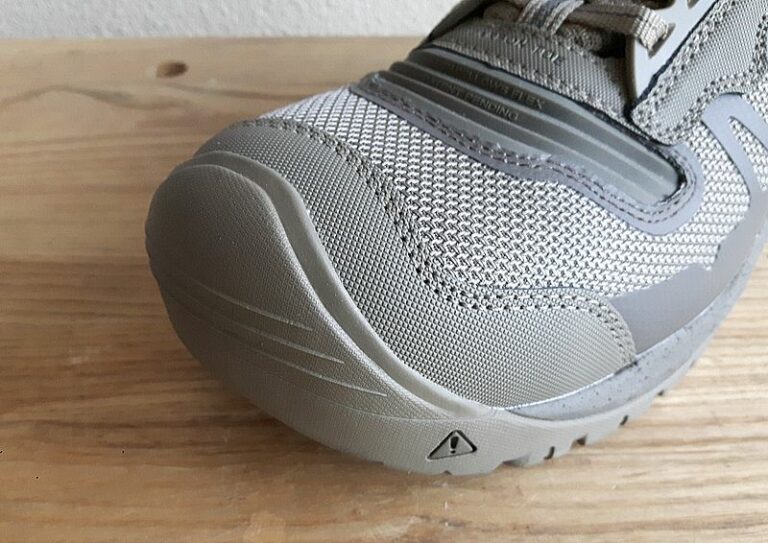 Keen utility reno work shoe - Canadian Woodworking