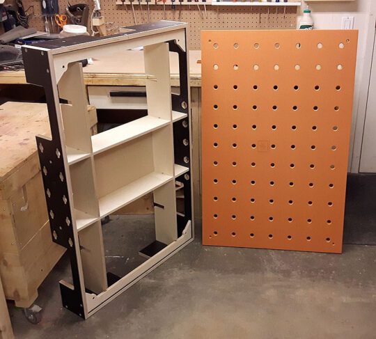 Axminster UJK multifunction workbench - Canadian Woodworking