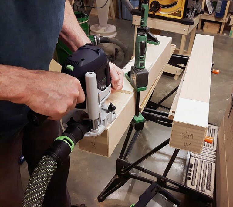 Axminster UJK multifunction workbench - Canadian Woodworking