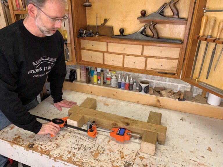6 trigger/spreader clamps tested - Canadian Woodworking