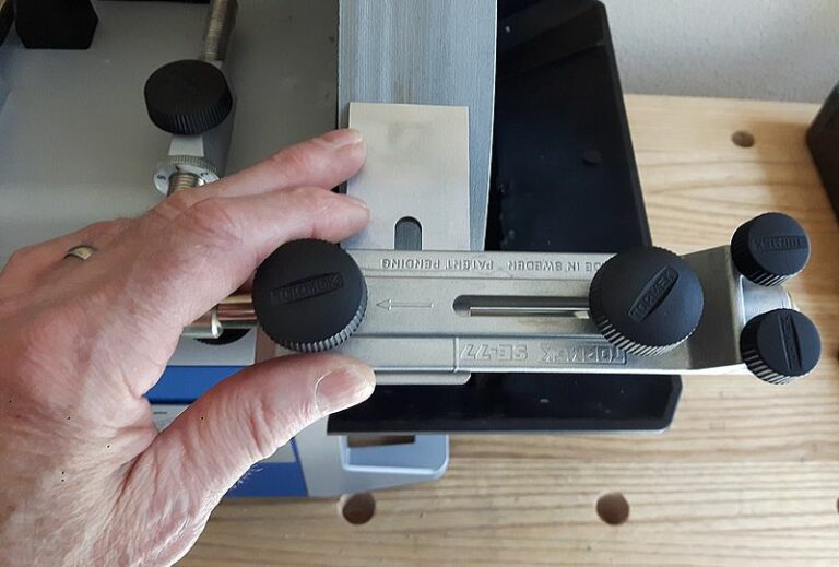 Tormek T-8 water cooled sharpening system - Canadian Woodworking