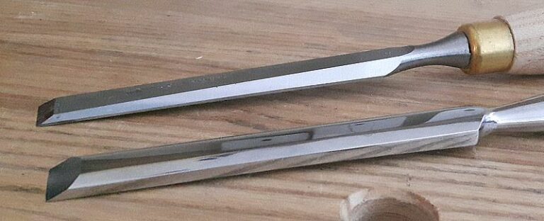 Stryi carpenters bevel chisels - Canadian Woodworking