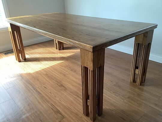 Handcrafted table - Canadian Woodworking