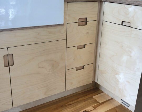 Make integrated cabinet pulls - Canadian Woodworking