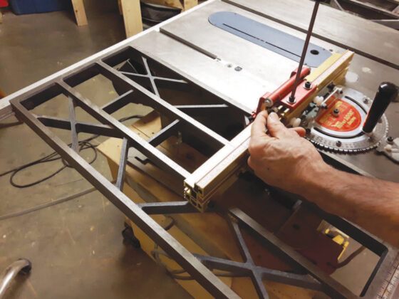 5 mitre gauges head to head - Canadian Woodworking