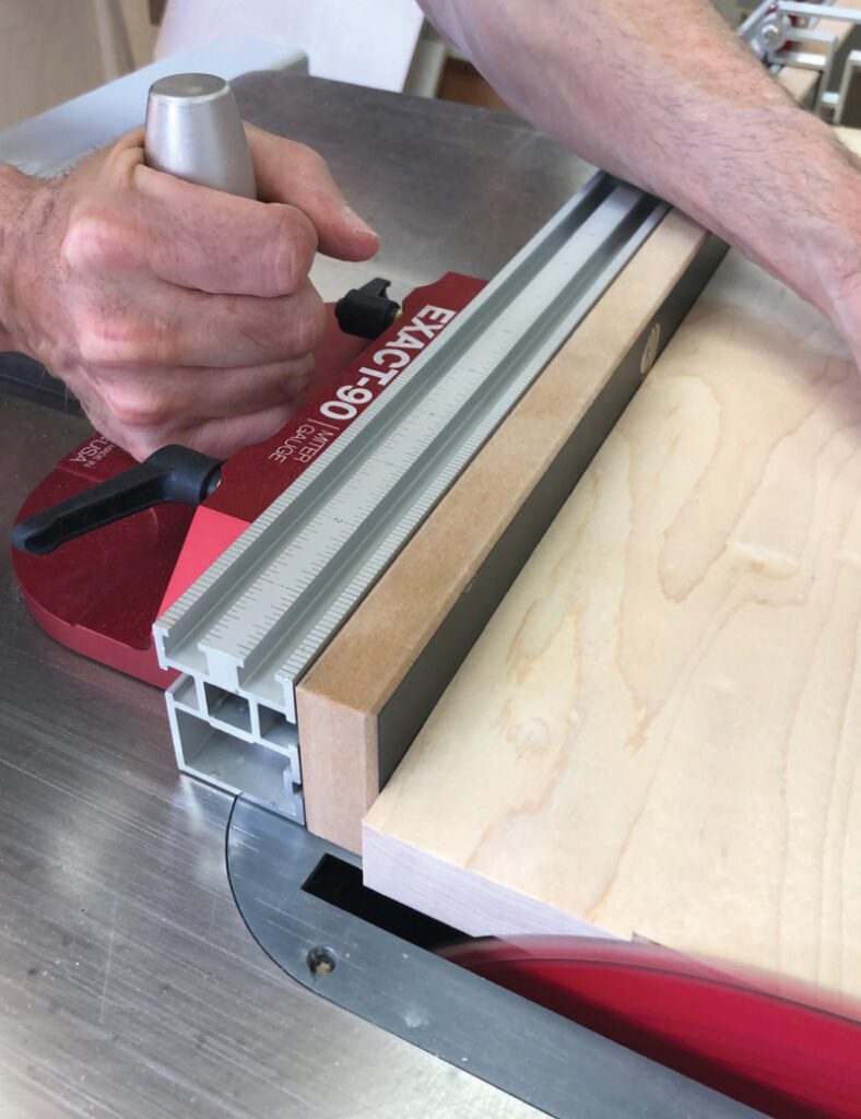 5 mitre gauges head to head - Canadian Woodworking