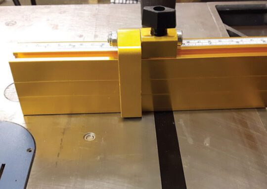 5 mitre gauges head to head - Canadian Woodworking