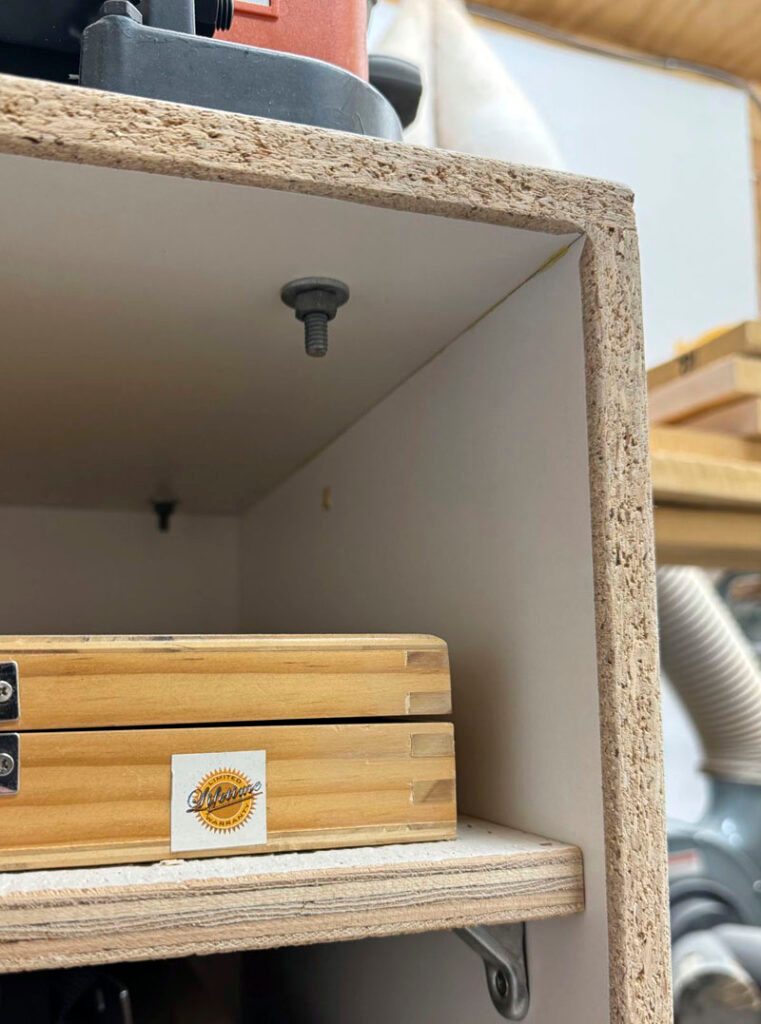 Build a sturdy thickness planer cart - Canadian Woodworking