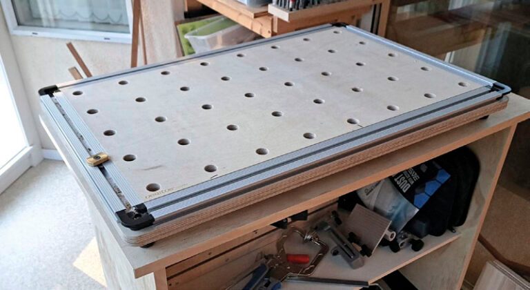 Work-holding devices for multifunction tables - Canadian Woodworking