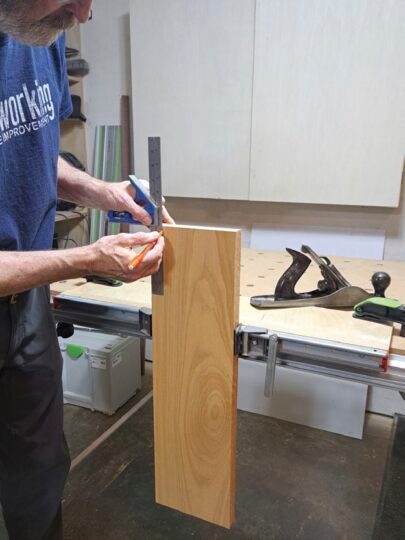 Work-holding devices for multifunction tables - Canadian Woodworking